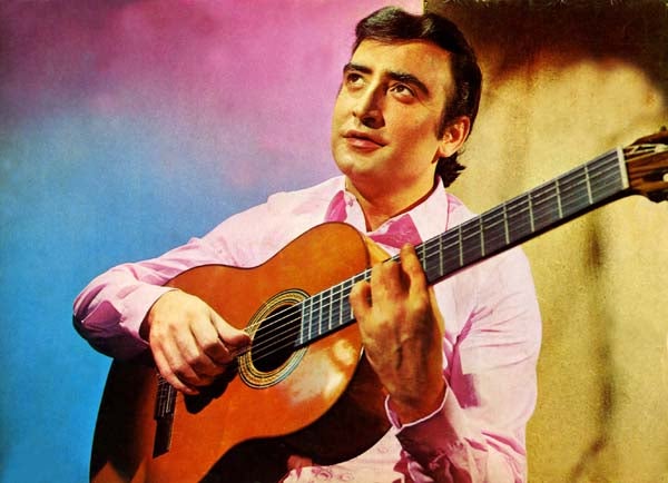 Peret, un viaje a la luna en un moderno proyectil