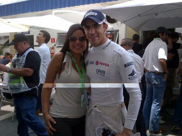 La hija de Chávez con el campeón de F1